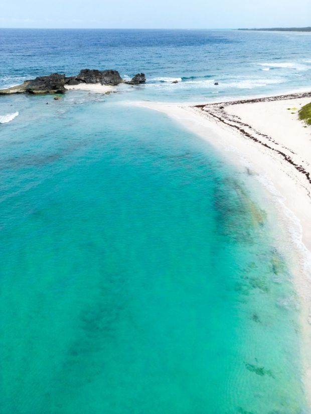 The Ultimate Travel Guide to North and Middle Caicos – CHASE THE RAINBOWS